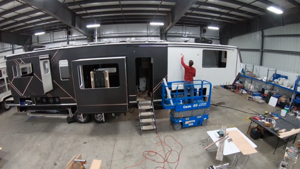 Gallery: Keystone RV Reveals the Ultimate Montana - RV PRO