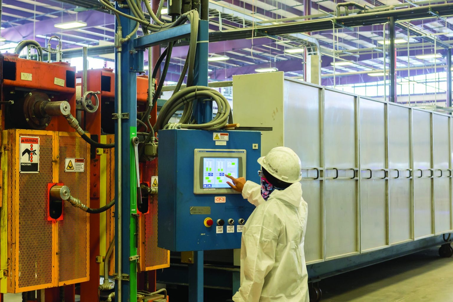 Azdel Stakes Out Sidewall Territory – RV PRO