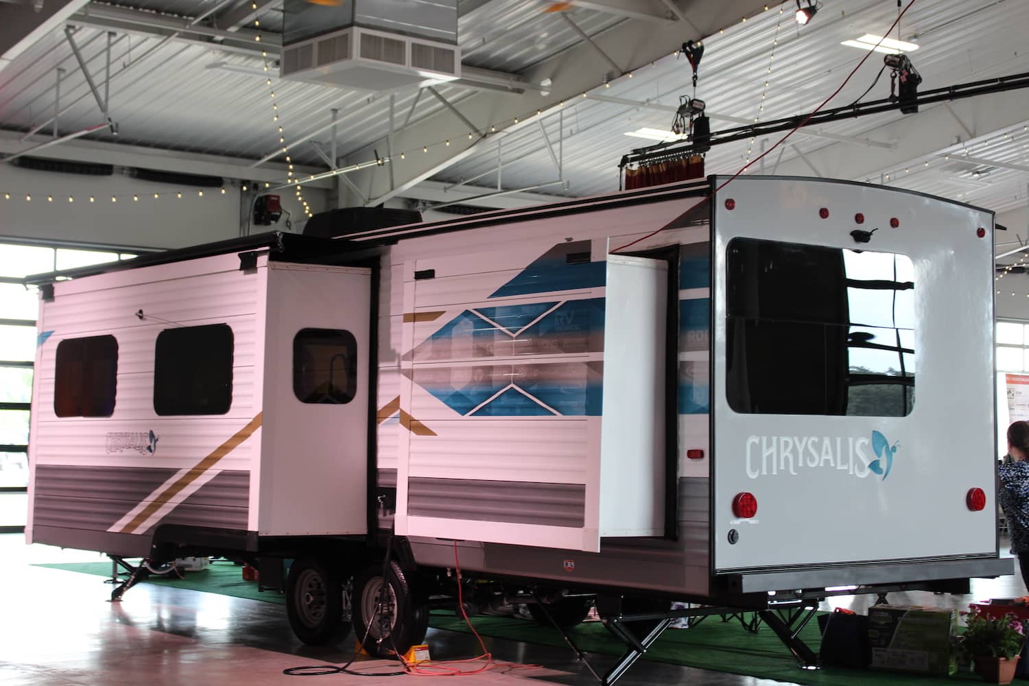 RVWA Hosts Successful Drab to Fab ‘Reveal’ – RV PRO