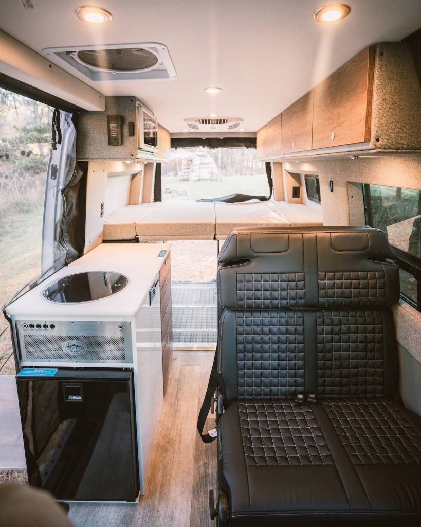 Out-of-this-World Class Bs – RV PRO