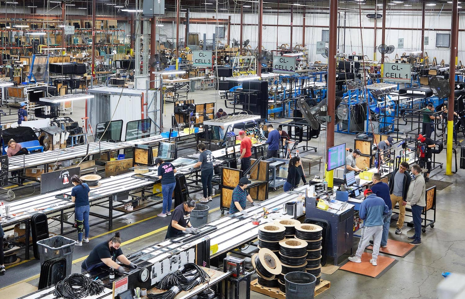 The Craftsmanship Behind an RV’s Windows – RV PRO