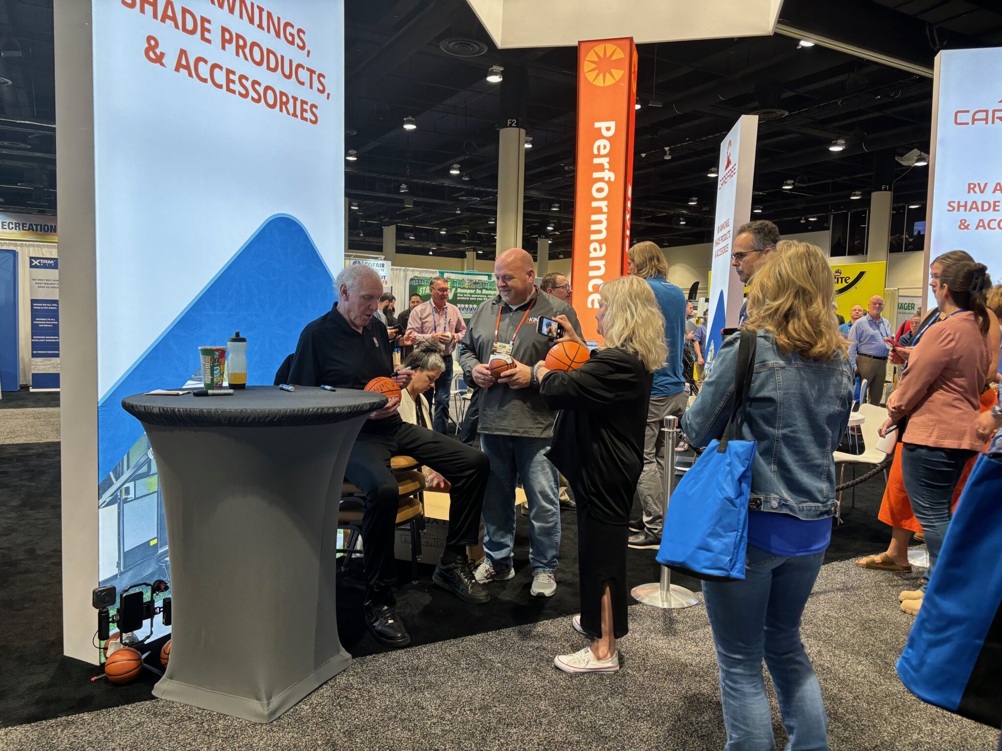 NTP-STAG Expo Draws Enthusiastic Crowd, Features NBA Legend – RV PRO