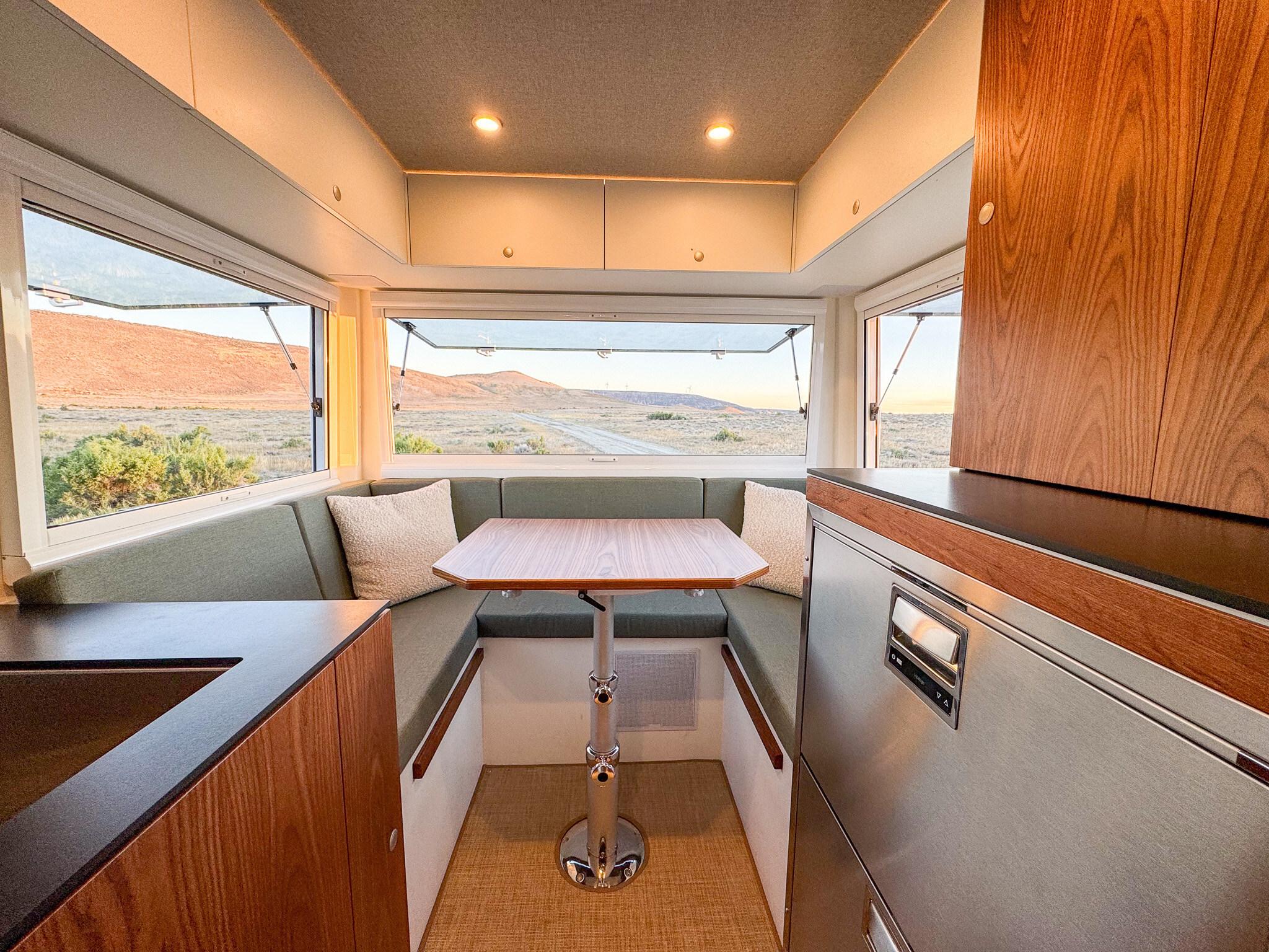 TruckHouse Unveils New Carbon BCR Interior – RV PRO