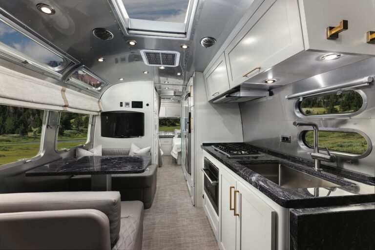 Airstream Adds 28-Foot Floorplan to Classic Travel Trailer Line – RV PRO