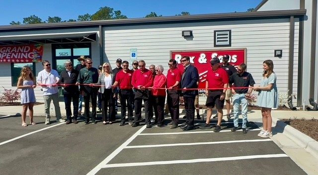Rex & Sons RV Holds Grand Opening & Ribbon-Cutting Ceremony – RV PRO